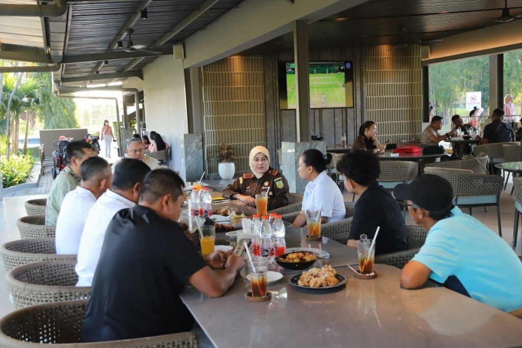 Kajati Jatim Berikan Pembekalan kepada Atlet Golf PON XXI - GOLF TIMES